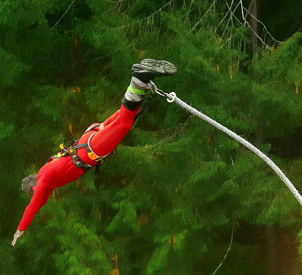 VMAC Takes the Leap at the Toss The Boss Event